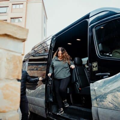 Denver Airport Shuttle | Mountain & Ski Shuttle | Peak 1 Express